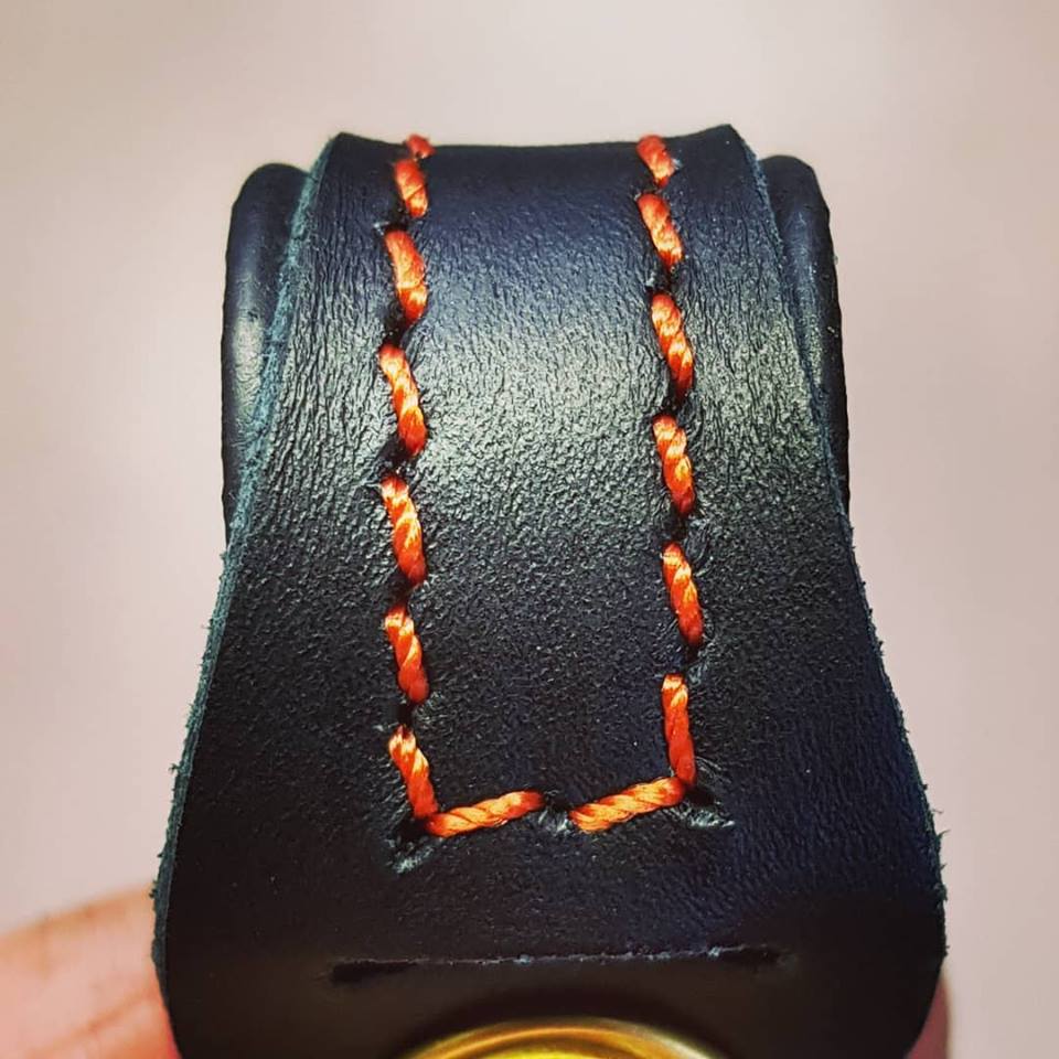 Bespoke Anklet in Falcon Size – Ashley Clarke