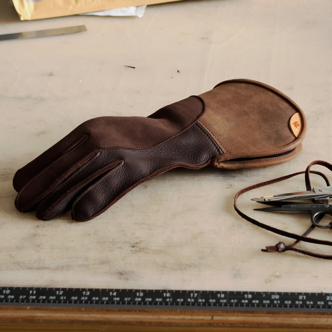 Falconry Gloves | Made in England | Ashley Clarke